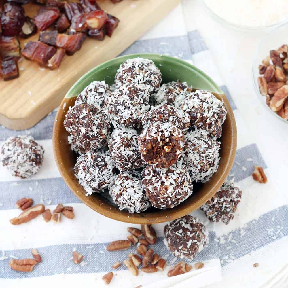 Recipes with dates - Naturally healthy dessert recipes using dates